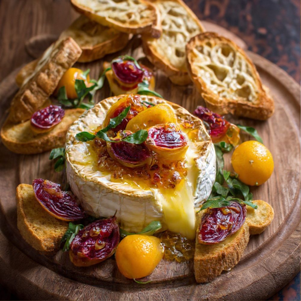 Mini Baked Brie (V) | Thyme & Again